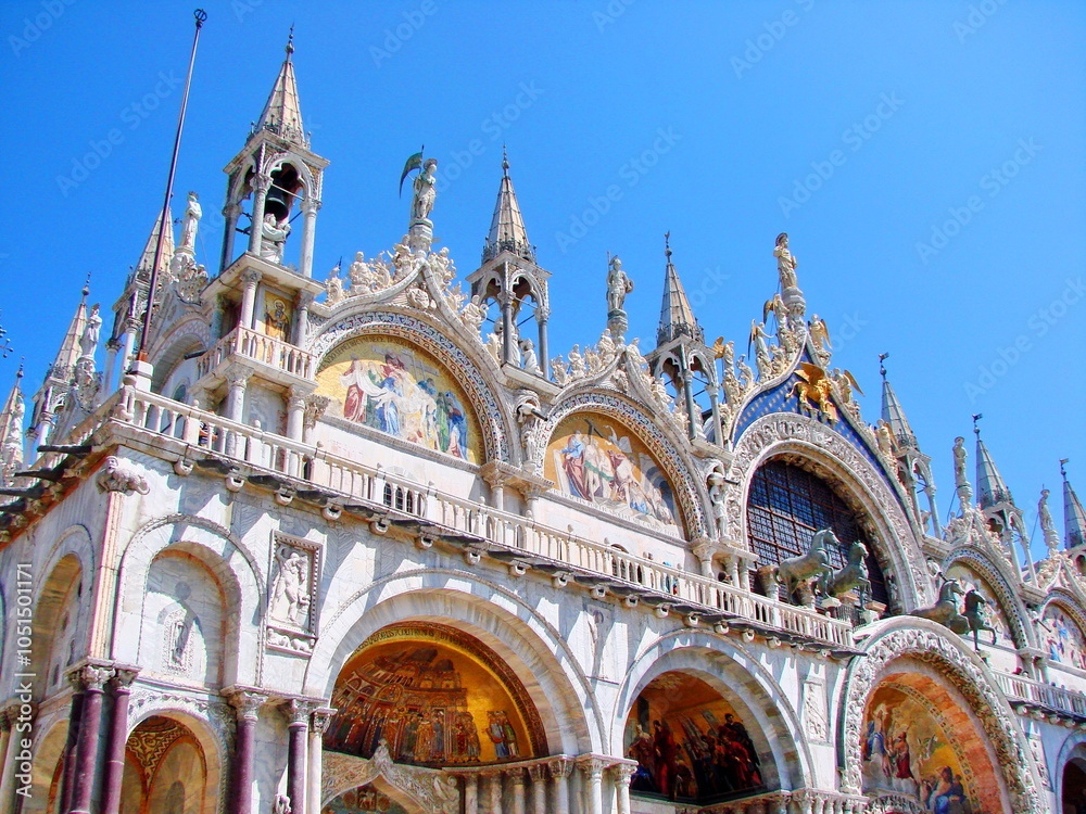 The unsurpassed sculptural beauty and impressive iconography of the ...