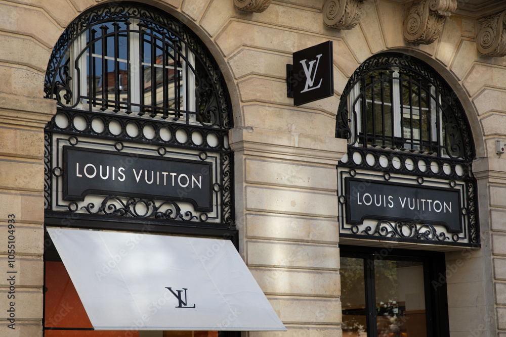 louis vuitton brand text shop and sign logo on facade store fashion ...
