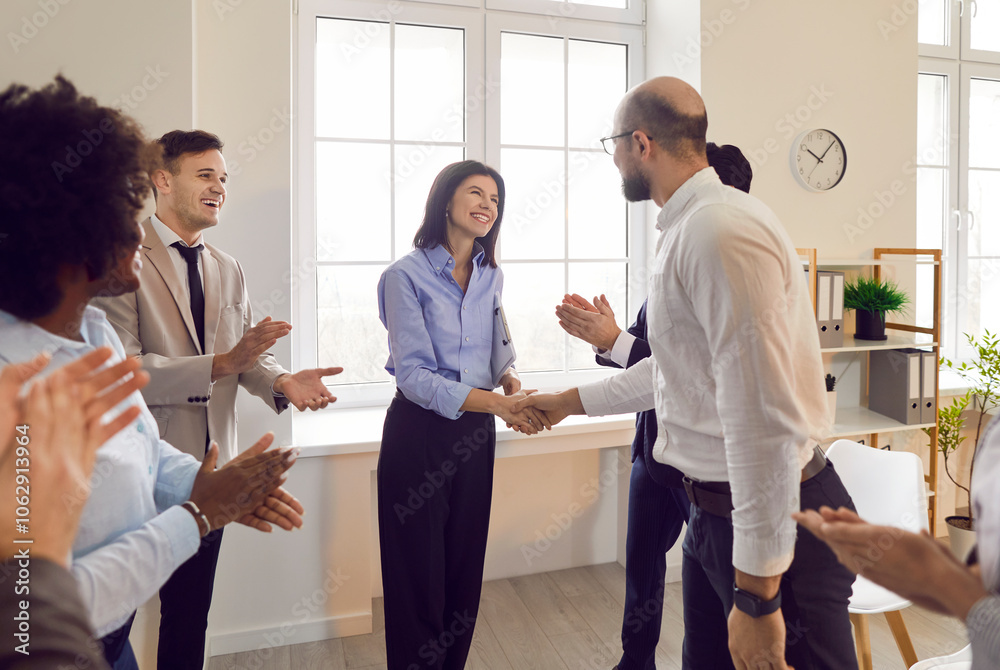 Welcoming new office employee, happy corporate team, group showing ...