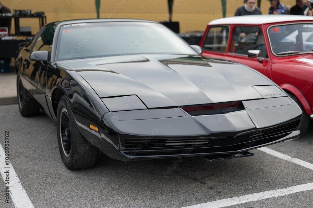 1982 Pontiac Firebird Trans AM KITT, with the red front talking light ...