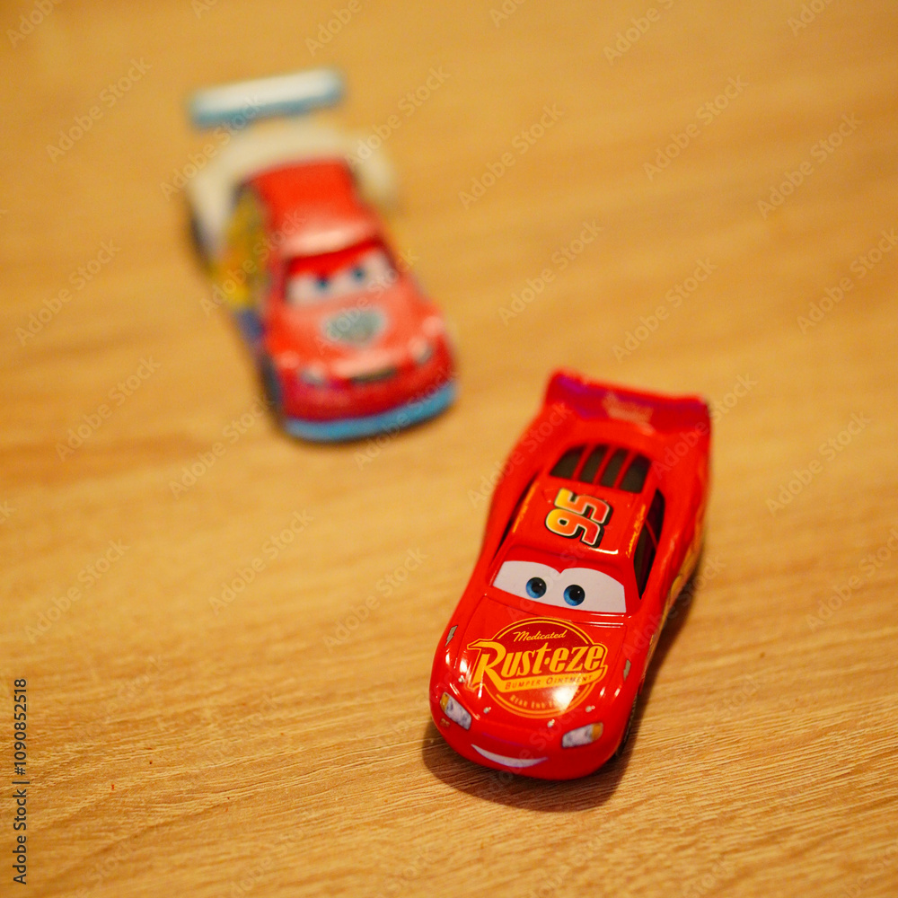 Mattel Lightning McQueen toy model car from the Disney Pixar Cars movie ...