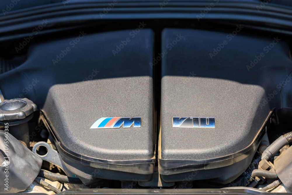 BMW M5 F10 V10 Engine Bay Close-Up, Showcasing M Series Performance ...