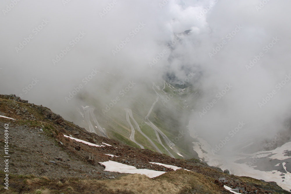 Serpentines at the Stilfser Joch (Passo dello Stelvio) - Cycling the ...