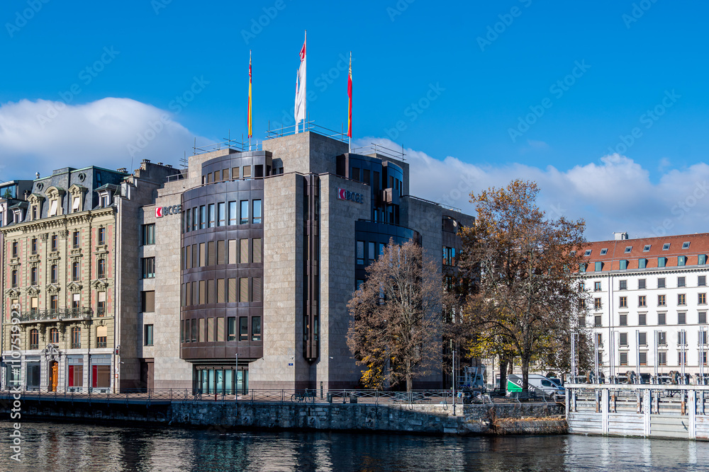Genève, Suisse - 15 novembre 2024: Vue extérieure du siège de la Banque ...