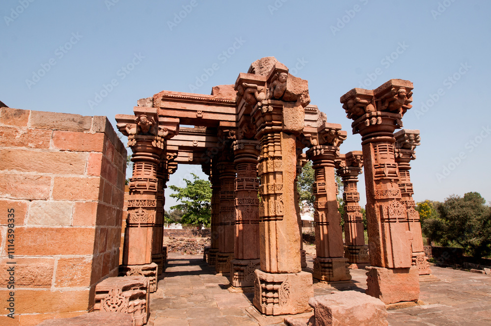 Siddhnath Baradwari Siddheshwar Temple, ancient monument, Omkareshwar ...