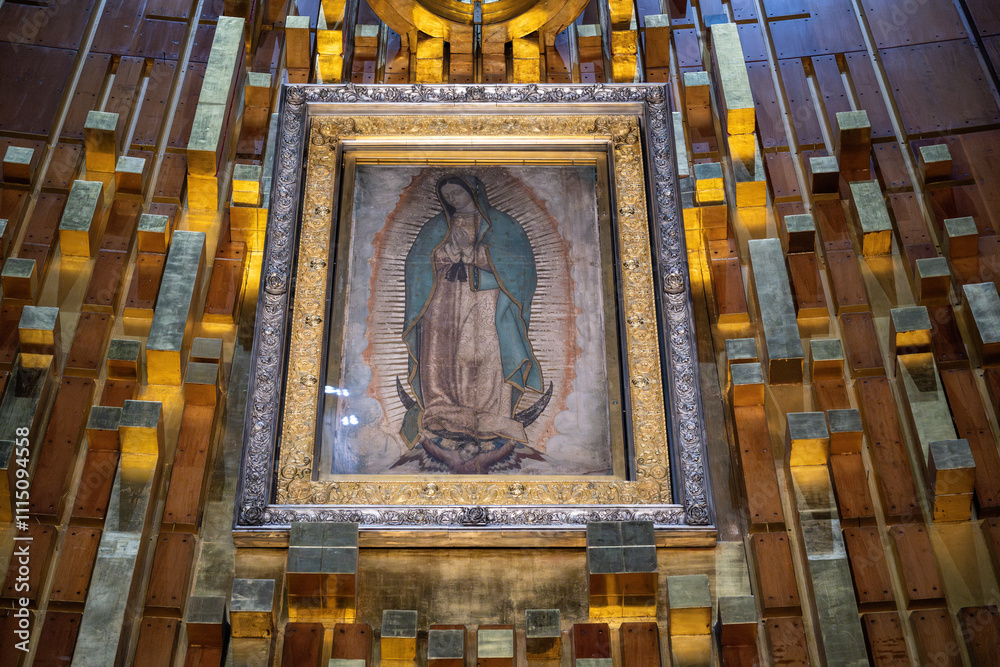 Foto de Stock Manto sagrado de la virgen de Guadalupe que se encuentra en la Basílica de la ...
