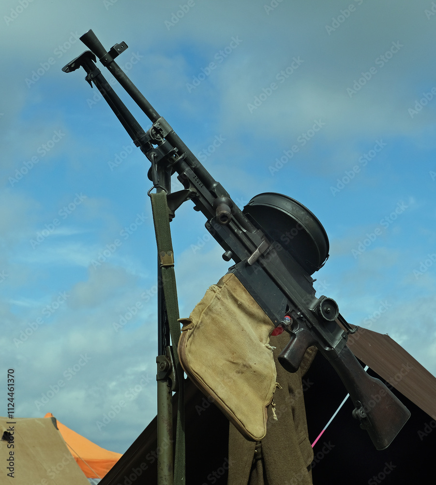 The Bren gun was a series of light machine guns (LMG) made by Britain ...