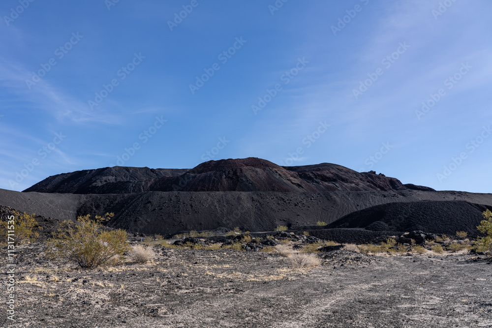 Pisgah Crater, Pisgah Volcano, volcanic cinder cone / lava plain, Lavic ...