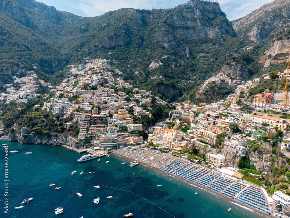 Foto de Stock Aerial View of Positano on the Amalfi Coast - Stunning ...