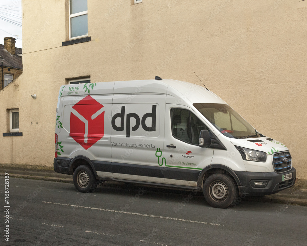 ภาพถ่าย Stock logo and sign on the side of a van belonging to Dynamic ...