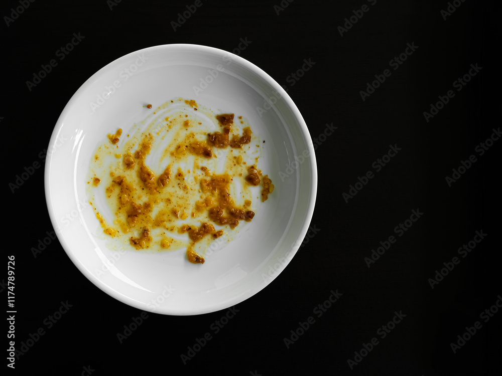 Dirty plate top view background, finished eat dinner in restautant ...