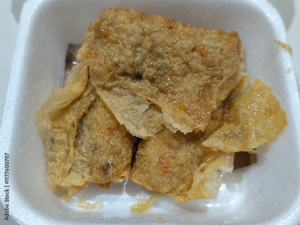 Shrimp Lumpia from Mie Gacoan Resto. Fried dimsum made from spring roll ...