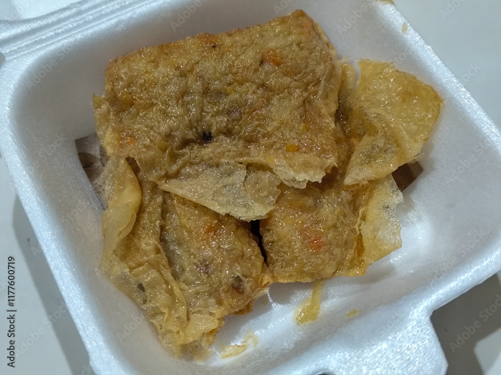 Shrimp Lumpia from Mie Gacoan Resto. Fried dimsum made from spring roll ...