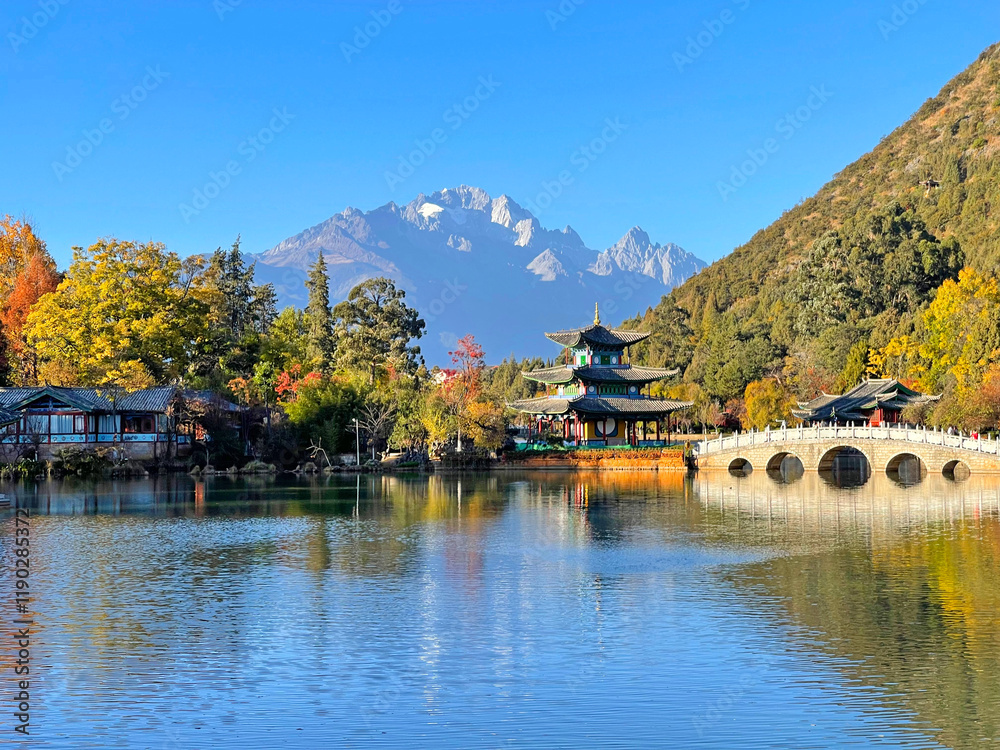 Black dragon pool in Lijiang Ancient Town with best views of Jade ...