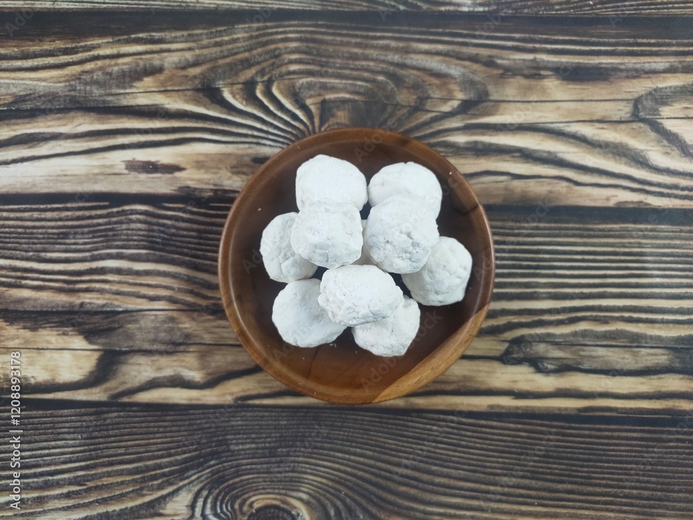 Ganyong flour is flour made from ganyong tubers or Canna edulis or ...