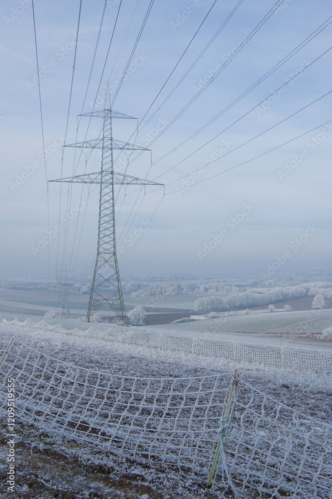 Strommast / Hochspannungsleitung / Hochspannungsmast (Überlandleitung ...