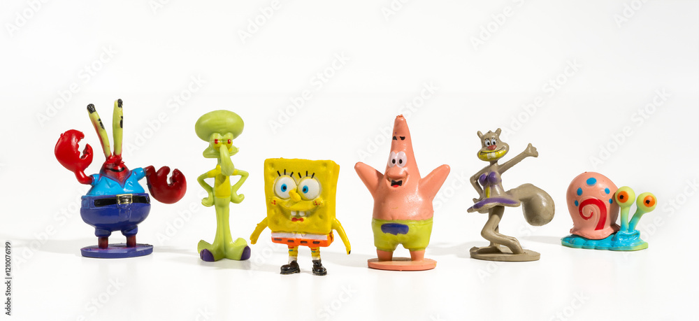 Spongebob Squarepants figurines standing together on white background ...