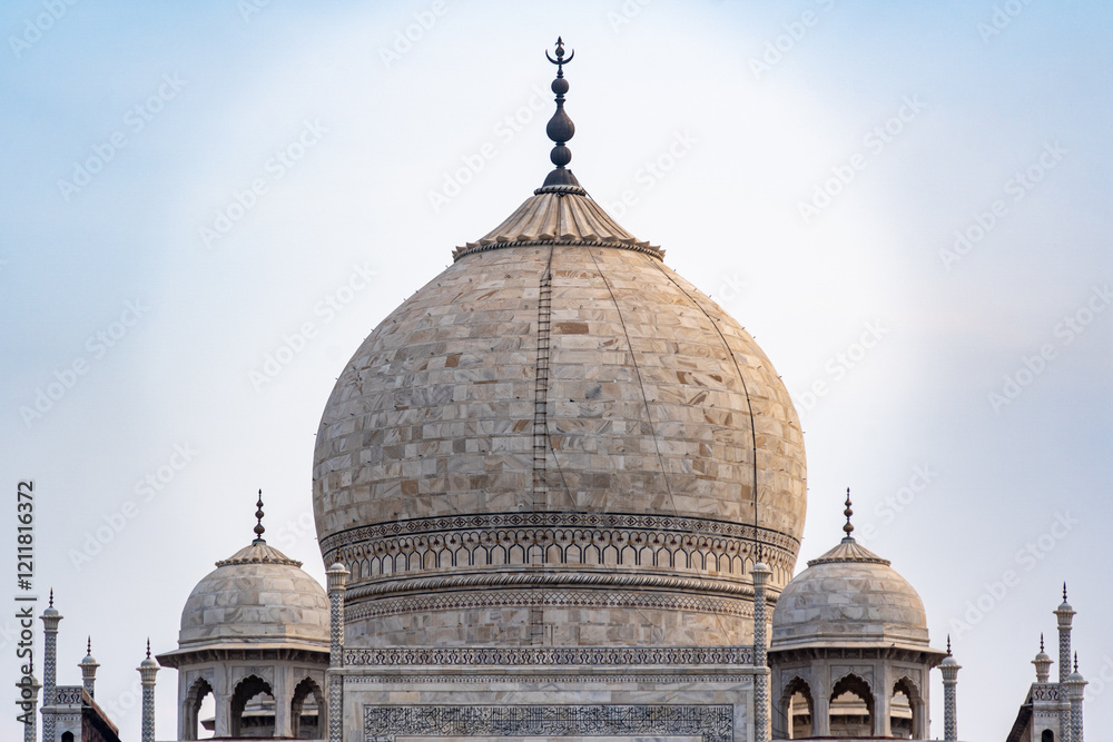India. Uttar Pradesh state. Agra. Taj Mahal. White marble mausoleum ...