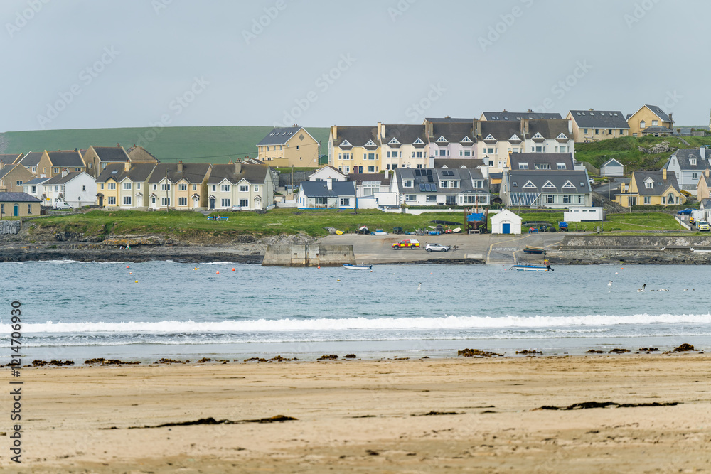 Kilkee, coastal town, popular as a seaside resort, located in horseshoe ...