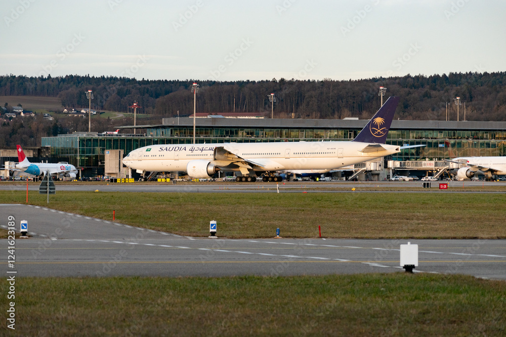 HZ-AK44 Saudi Arabian Airlines Boeing 777-300ER jet in Zurich in ...