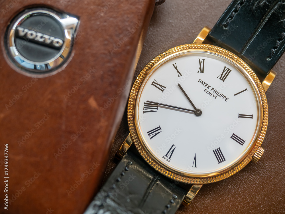 BANGKOK - JANUARY 30 : Patek Philippe Calatrava model 5120, 18k solid ...