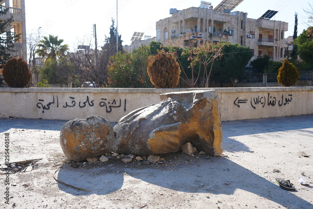Demolition of Hafez al-Assad's statue, the fall of Bashar al-Assad's ...