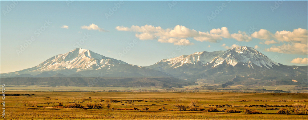 The Spanish Peaks are a pair of prominent mountains located in ...