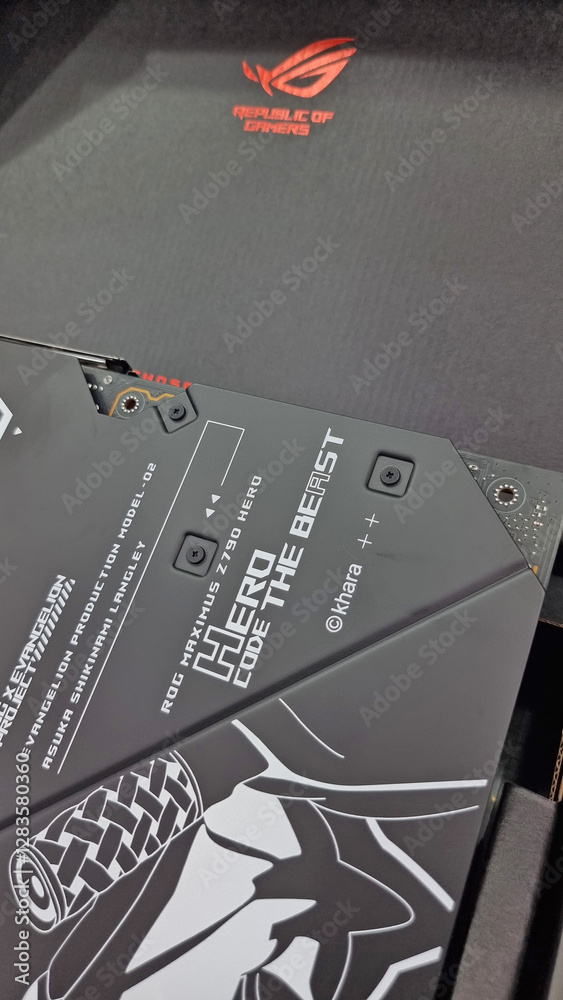 Asus ROG MAXIMUS Z790 HERO EVA-02 EDITION, ROG X Evangelion Project ...
