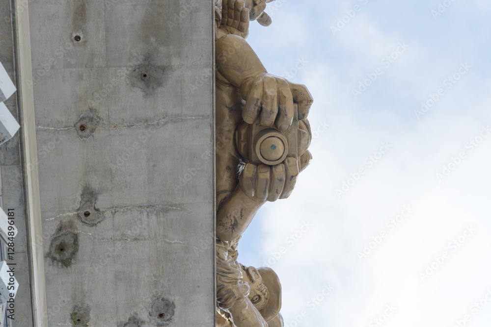 oblique skyward view of The Audience (Part 1) by Michael Snow on the ...
