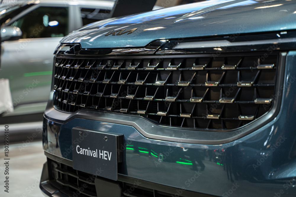 2025 Kia Carnival HEV automobile at the 2025 Canadian International ...