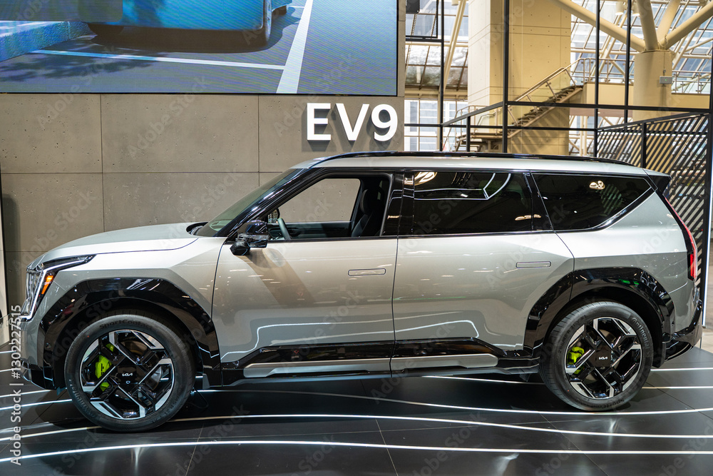 Stock-Foto „2025 Kia EV9 GT automobile at the 2025 Canadian International AutoShow. Toronto ...