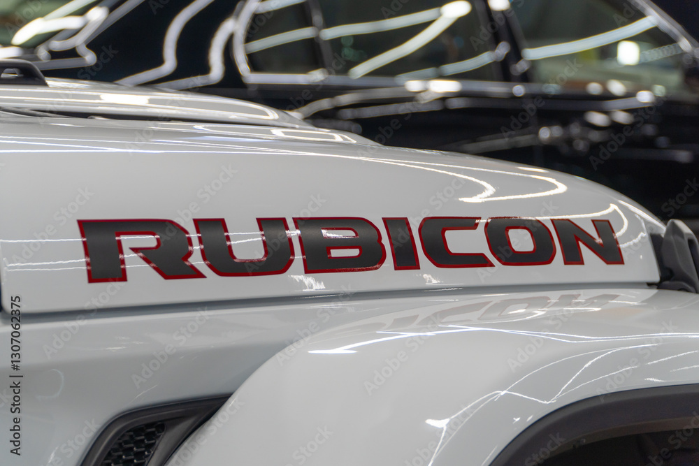 ภาพถ่าย Stock Jeep Rubicon Wrangler Unlimited recon edition logo on the ...
