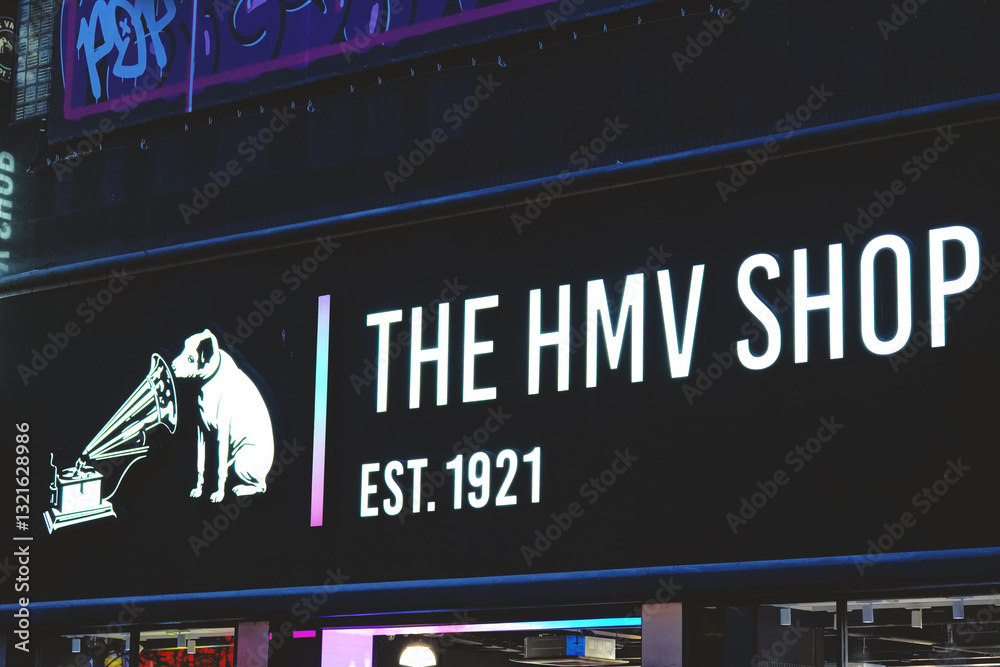 The HMV (His Master's Voice) Logo Brand Name, Nipper The Dog Sign ...
