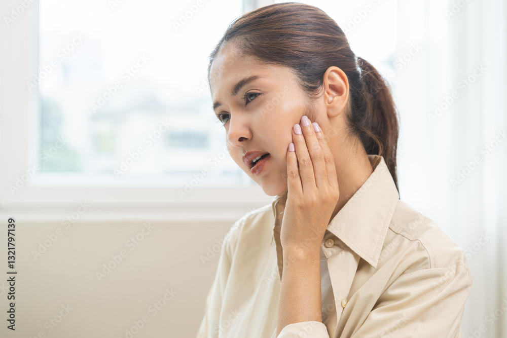 Jaw pain, health care concept. Teeth pain and dentistry asian young ...
