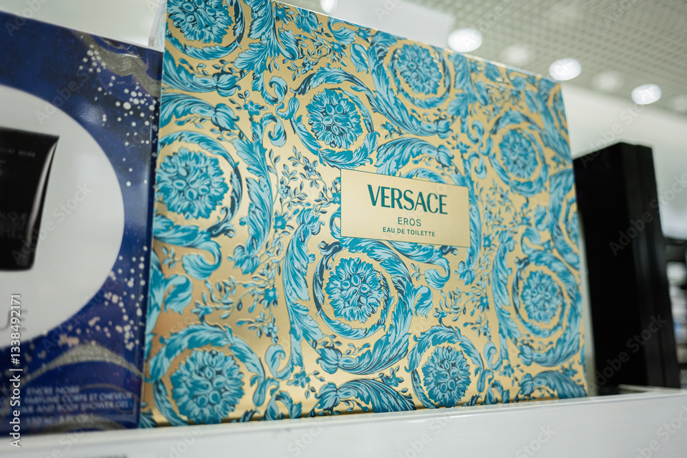 Versace Eros Eau de Toilette packaging with vibrant blue and gold ...
