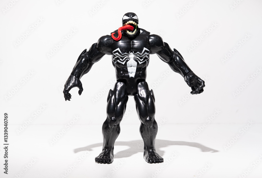 Kent, uk 01.01.2025 12 inch Venom Marvel Maximum Spider Man Titan Hero ...