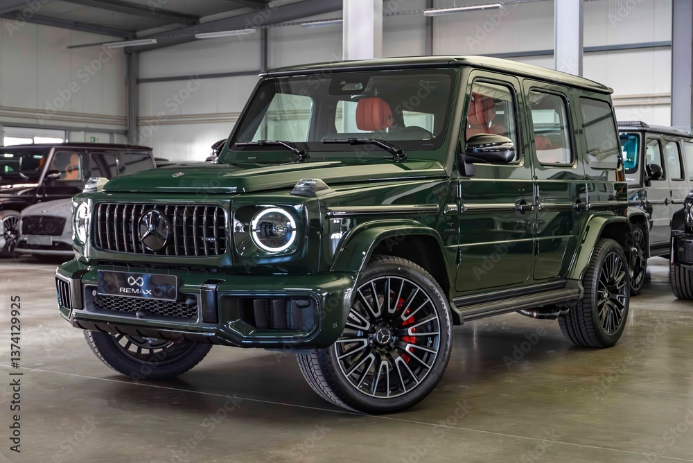 2025 Mercedes-AMG G63 facelift in dark green with red leather interior ...
