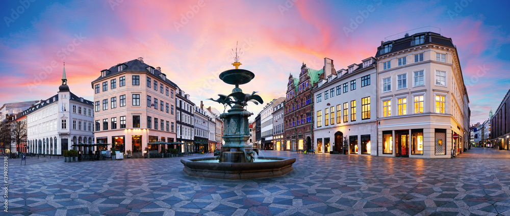 Stork Fountain on the Amagertorv (Amager Square) and the longest ...