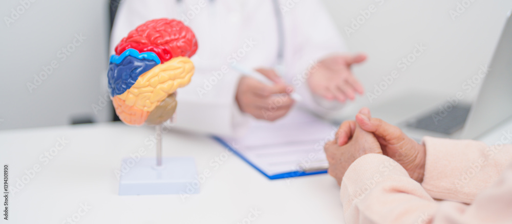 Elderly Patient consulting Doctor to Brain disease, Senior Health ...
