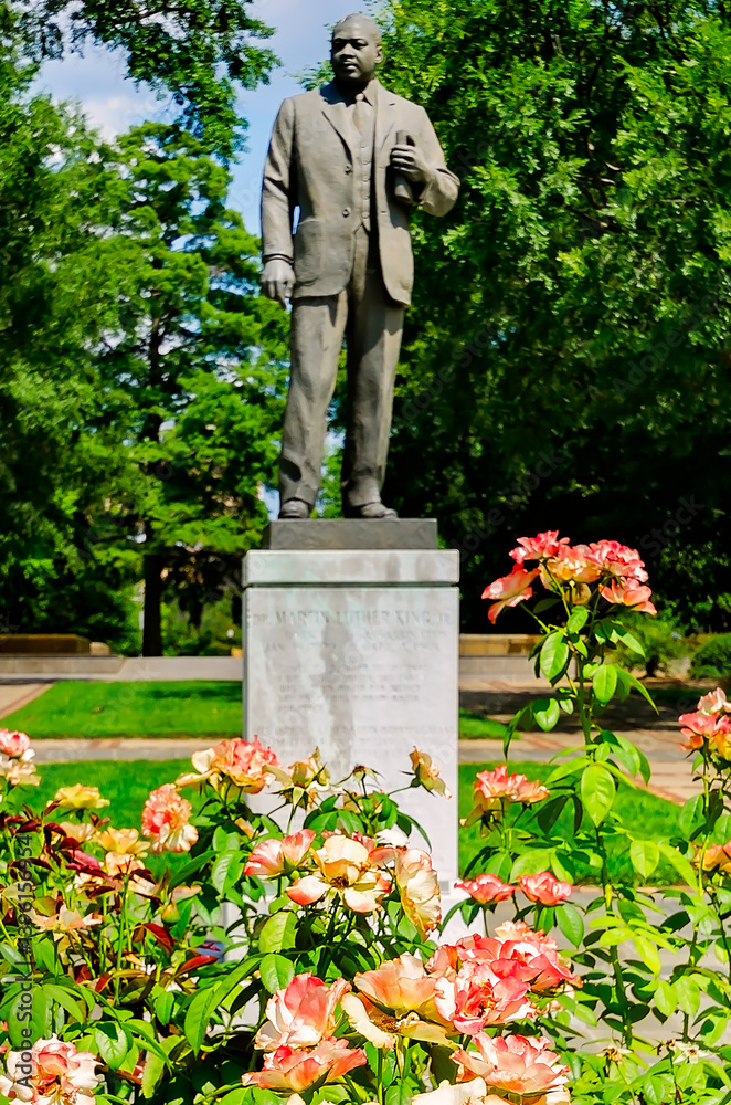 Dr. Martin Luther King Jr. statue at Kelly Ingram Park in Birmingham ...