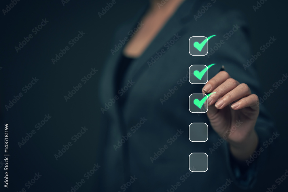 Assessment form, questionnaire, checklist and clipboard management ...