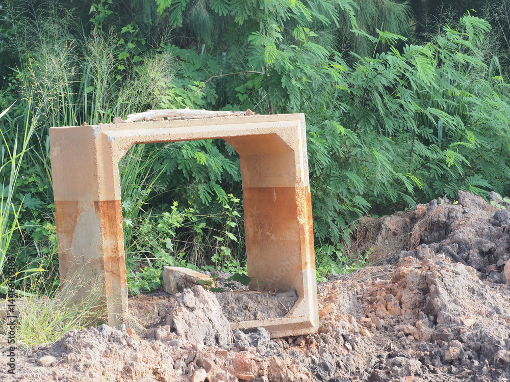 Construction of precast reinforced concrete drainage pipes Stock Photo ...