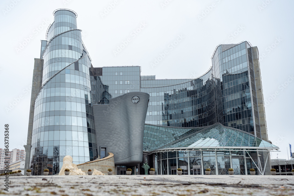 Foto de Stock TVP Telewizja Polska S.A. headquarters builiding at Jana ...