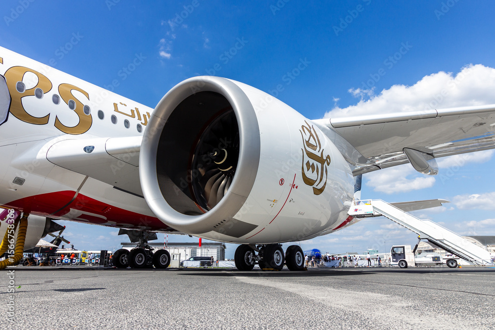 Rolls-Royce Trent XWB engine on the Airbus A350 from Emirates Airlines ...