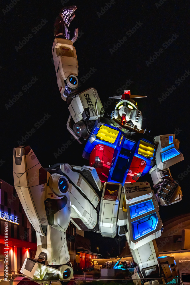 Full scale robot statue Gundam displayed at the Gundam Next Future ...
