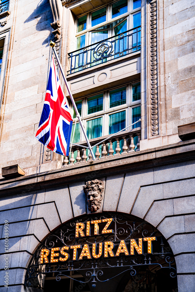 Foto de Stock Ritz London Hotel Name Sign, Ritz Restaurant Logo, Union ...