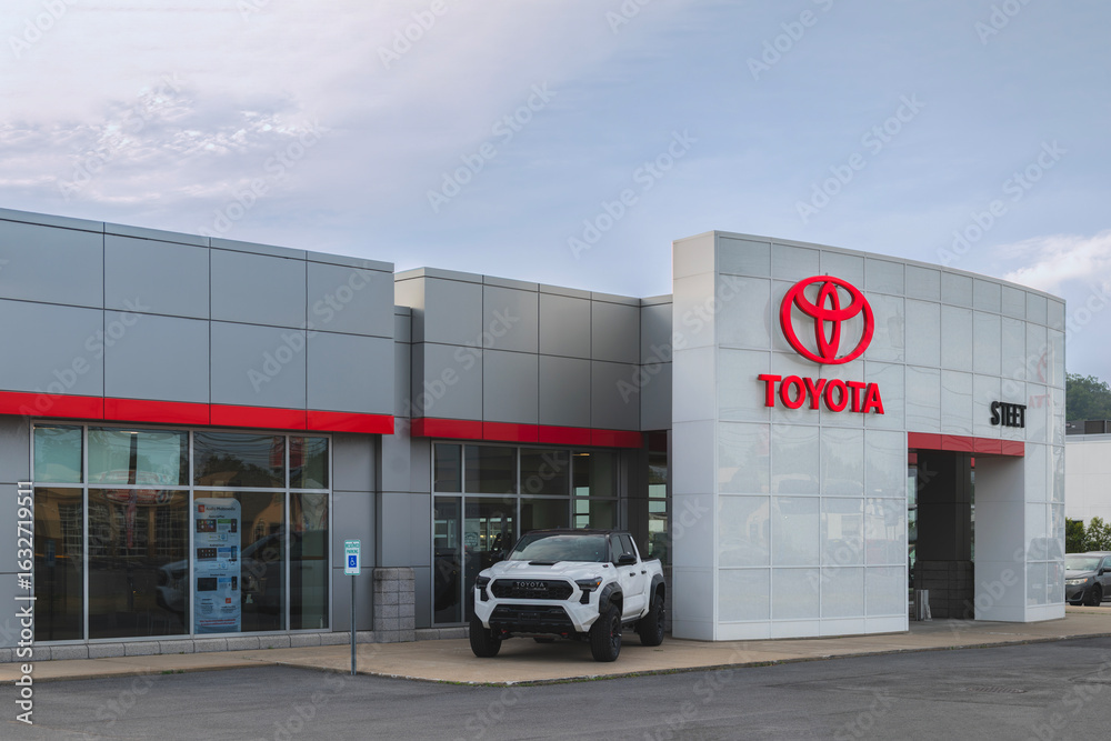 Yorkville, NY - Jul 26, 2025: Wide view of Toyota dealership, Steet ...