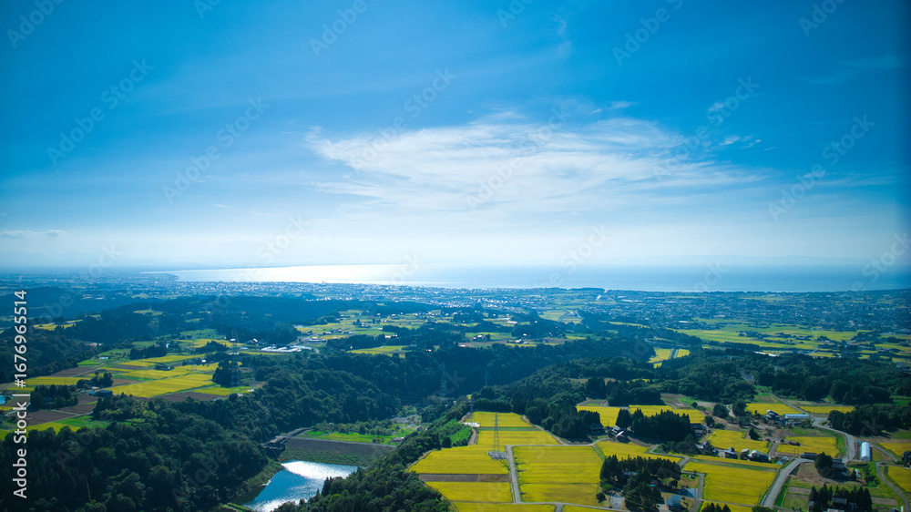 View of Toyama Bay, the Kurobe River alluvial fan, the Hokuriku ...