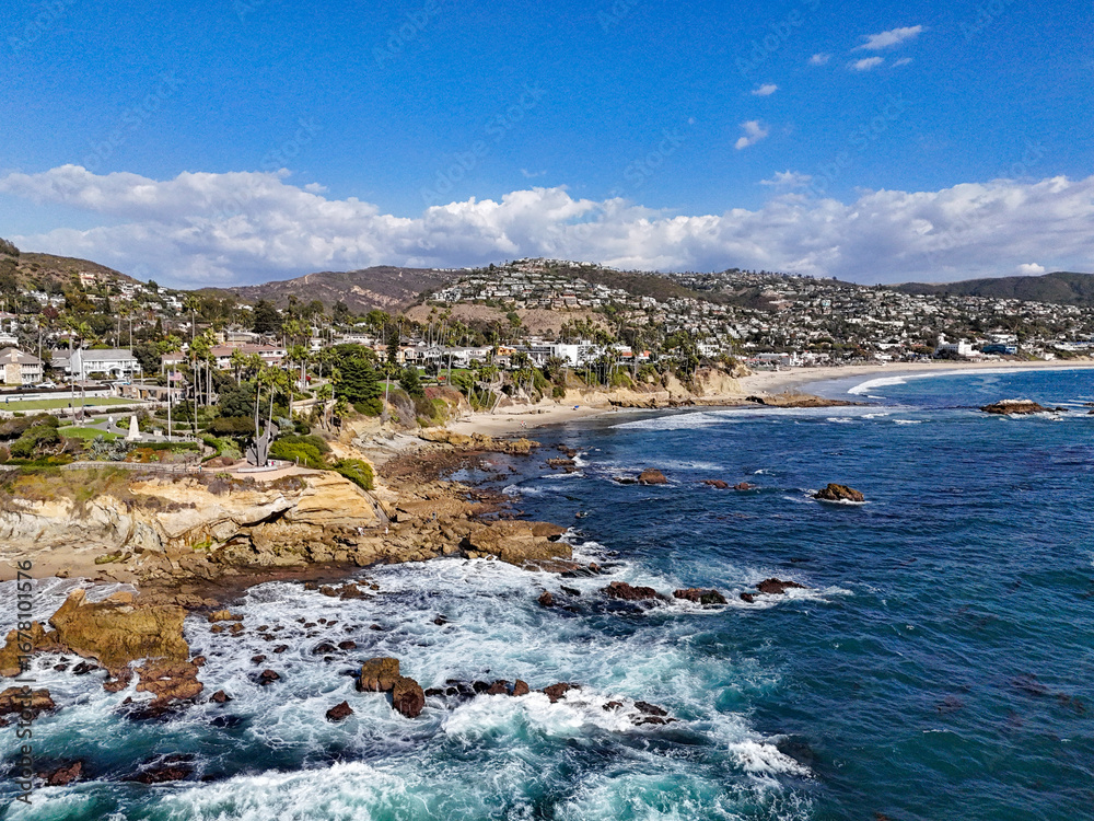 Rock formations off Monument Point in Heisler Park of Laguna Beach in ...