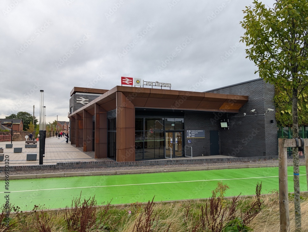 09 10 25 Lea Green, St Helens, UK Lea Green train station building ...